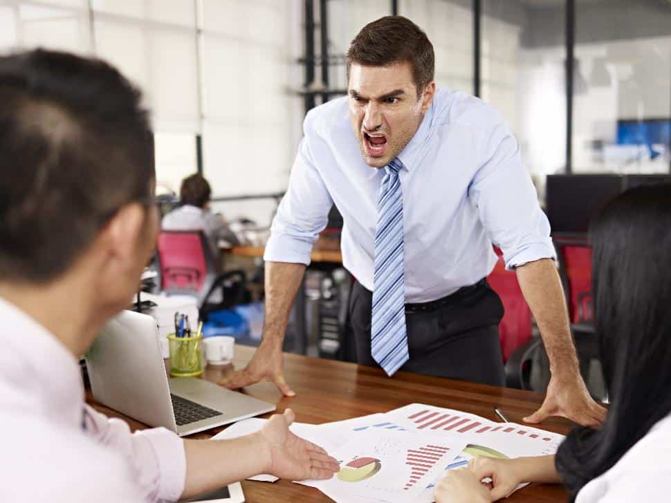How to fix your fear of talking to your boss - BCBusiness