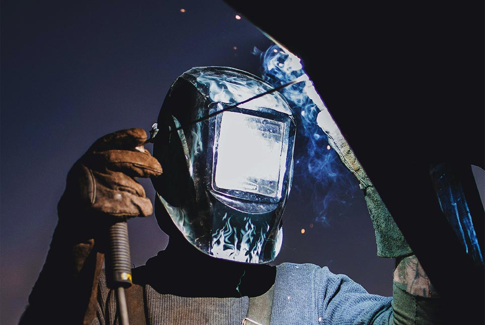 Pacific Trader: Is Decisive Dividend a hot P/E play in the making ...